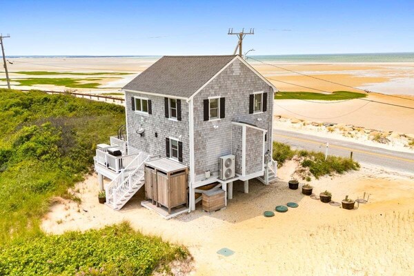 The Cabana: 053-d  Eclectic Beachfront Retreat On Chapin Beach - Cape Cod, MA