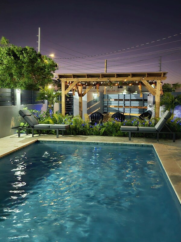 Pool+walk To Beach+fast Wifi+coffee Station+located In Rincón's Touristic Heart - Rincón