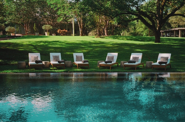 Field & Forest: A Luxurious Estate On 100 Acres With An Infinity Pool & Sauna - Natchez State Park, Natchez
