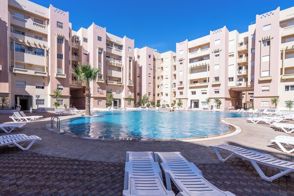 Premium Apartment With Pool - Mohammedia
