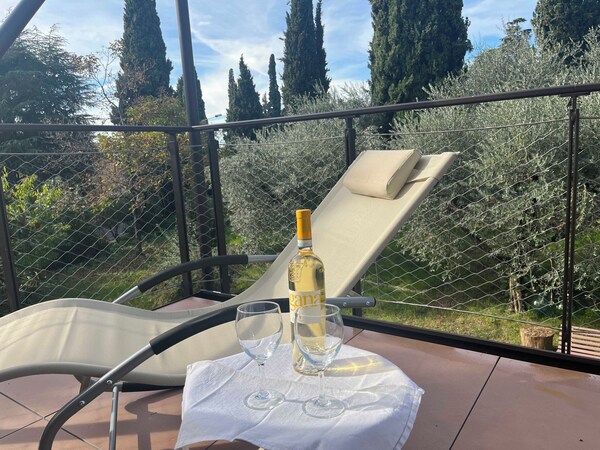 Elegant Apartment, Villa Surrounded By Greenery A Stone's Throw From The Lake And The Village - San Zeno di Montagna