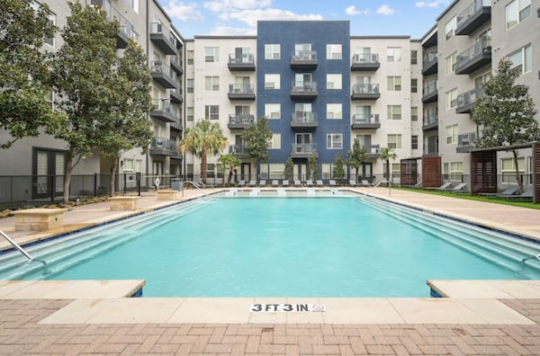 Chic Apartment With Wifi, Fitness Room In Welcoming Dallas - 大叻市