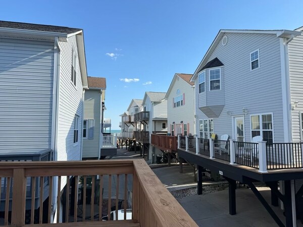 Beach House Only A Minute S Walk From The Beach(ocean Lakes Unit 1149) - Myrtle Beach, SC