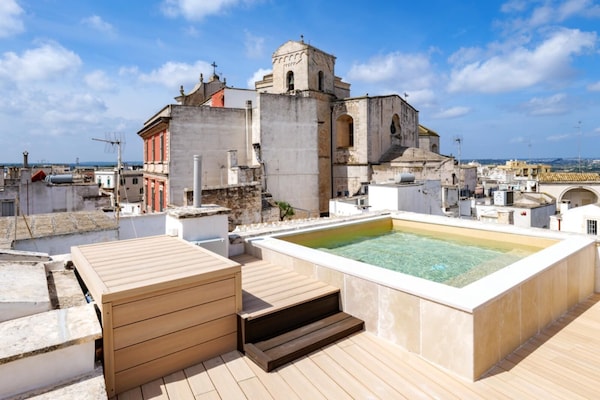 Buone Maniere Exclusive Rooms   Fico D'india Room - Locorotondo
