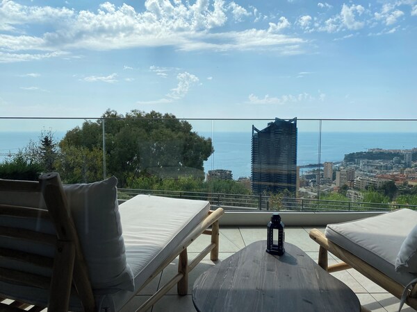 High-end Sea View Suite Overlooking Monaco - Monaco