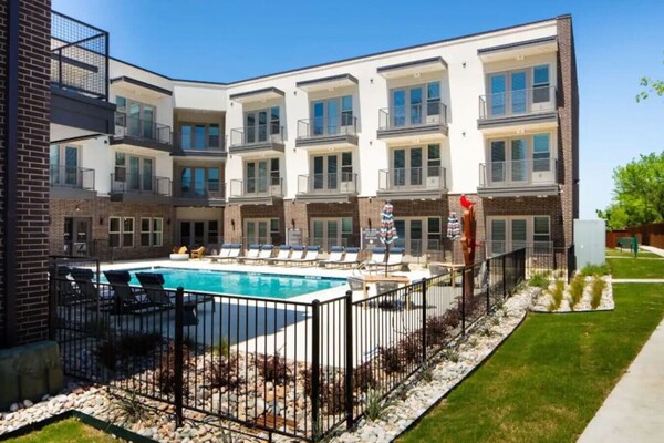 Serene Escape 1bd | Pool | 2 Min To Tcu - Westover Hills, TX