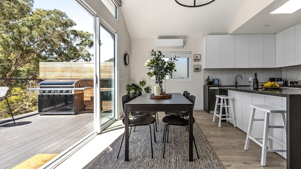 Roxy On Church - Well Equipped Stylish House With Views! - Daylesford
