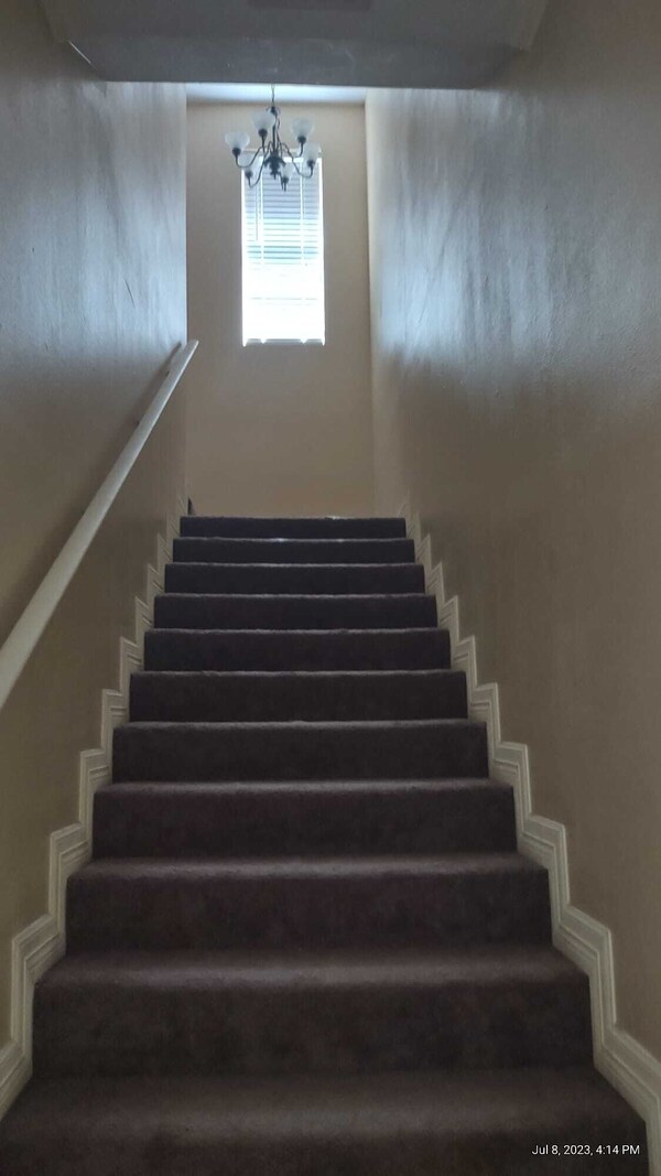 Huge 2600sf 3-bedroom/4.5 Bath Condo Close To Spacex And South Padre Island - Brownsville, TX