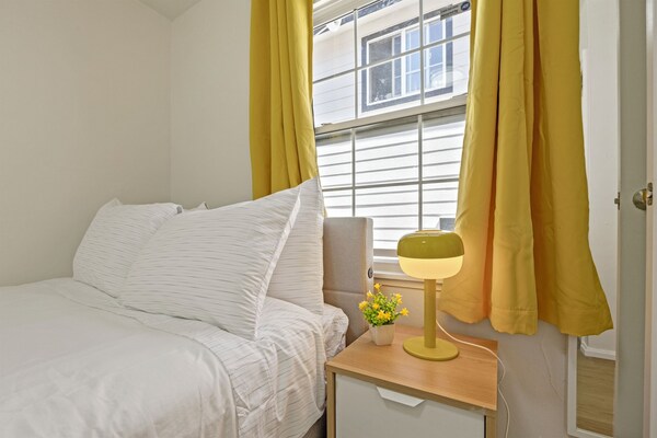 Private 2-bedroom Retreat With Separate Entrance - Alameda, CA