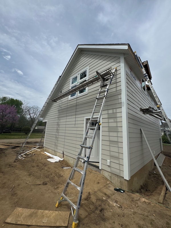 New Build- 1 Bedroom, Full Bath, Full Kitchen,& Den. Half Mile To Nd. Sleeps 4/5 - Notre Dame, IN
