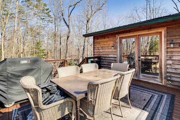 3 Mi To Dtwn Ellijay: Tree-lined Cabin W/ Deck! - Ellijay, GA
