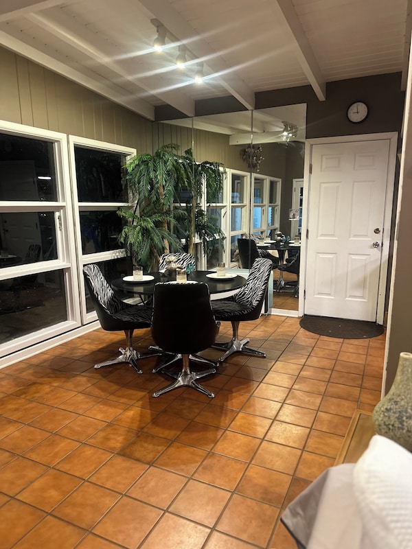 The  Mid Century Modern Must!! - C&A, North Richland Hills