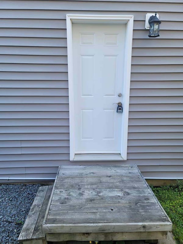 Central, Executive, Furnished Spacious 1br Near Shops, Dining, Trails, Downtown - Halifax, NS, Canadá