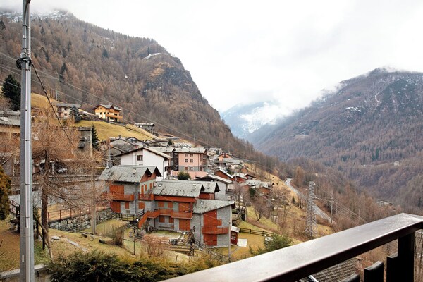 Appartement 'Giorgia - Caspoggio' Avec Vue Sur Les Montagnes, Jardin Partagé Et Balcon - Caspoggio