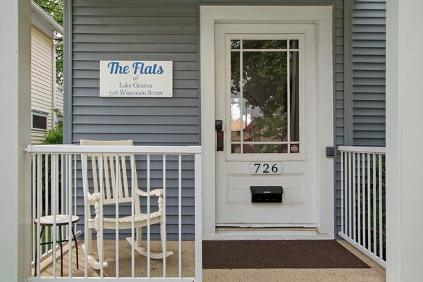 The Flats Of Lake Geneva- Suites 1 And 2- Rent Two Neighboring Suites In The Heart Of Town! - Lake Geneva, WI