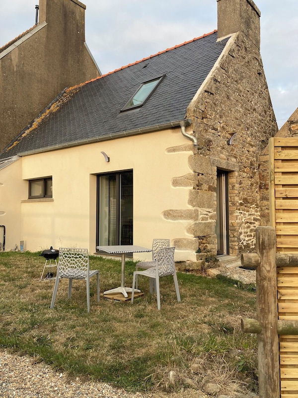 2/3-person Gîte On A Horse Farm - Plozévet