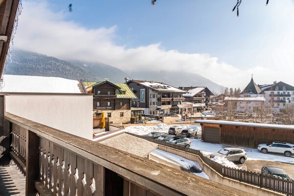 Ferienwohnung '3 - Familiensuite Neu Klein' Mit Bergblick, Balkon Und Wi-fi - Seefeld