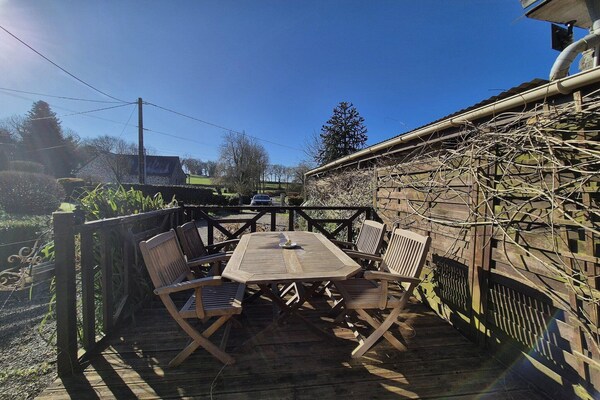 Cottage In Maël-carhaix With Terrace - Brittany