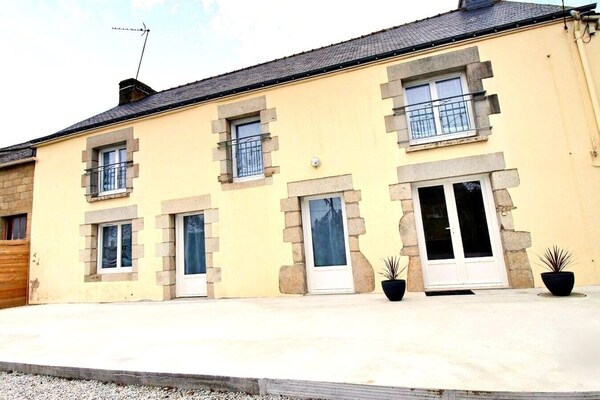 L'instant D'un Souvenir \Ngite 10 Personnes 135 M² - 4 Chambres - 7 Lits - 2 Sdb - Ploërmel