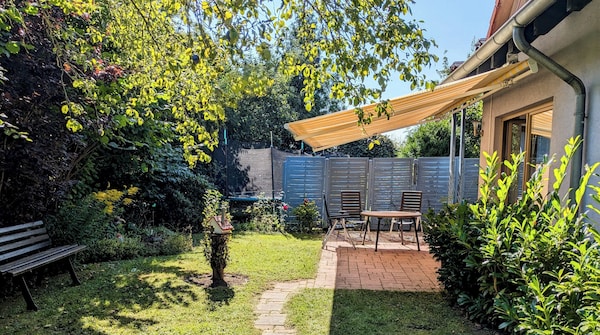 Fewo Herkulesblick - Quiet Vacation Apartment With Lots Of Space, Garden And Terrace - Melsungen