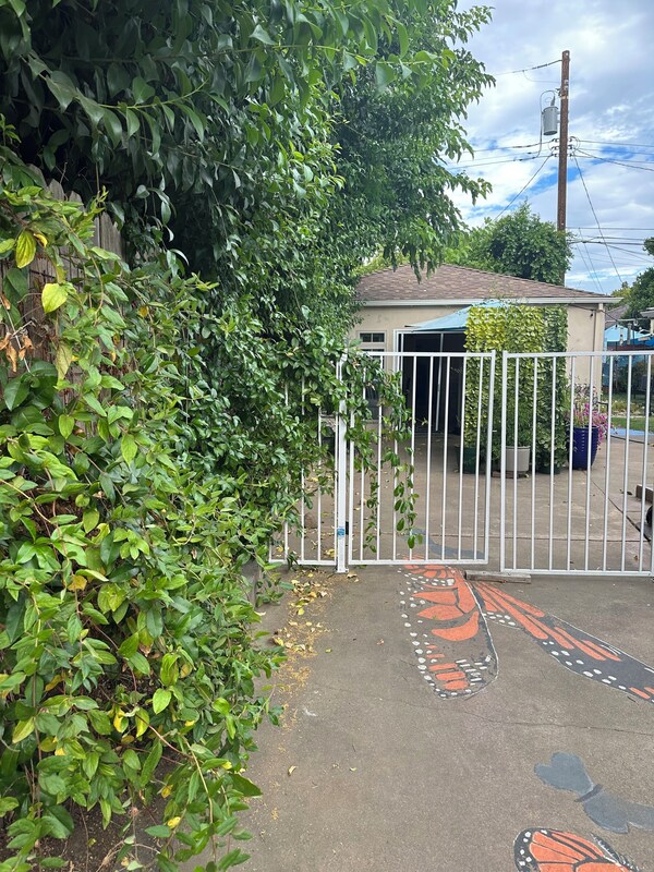 Charming 1-bedroom Cottage In Enjoyable Sacramento With Ac, Wifi - Sacramento, CA