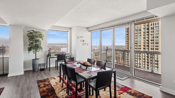 53-54 Floor Penthouse - Tri-Taylor - Chicago