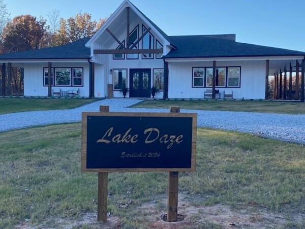 Lake Daze: Stunning Outdoor Fun! - Lake Eufaula, Eufaula