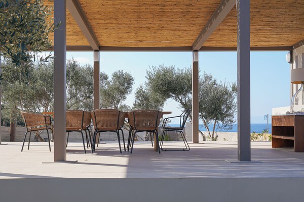 Tersanas Mare Green - Pool Home W. Large Outdoors - Chania