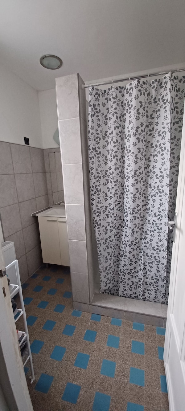Rdc Maison Privée Avec Très Grande Cour - Souppes-sur-Loing