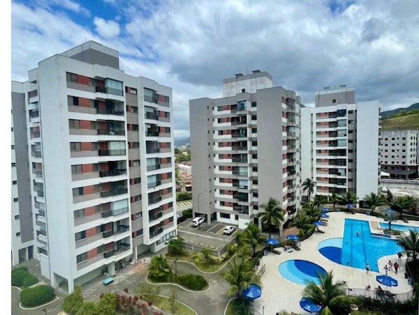 Condomínio Com Estrutura De Clube Em Martim De Sá,o Melhor Condomínio De Caragua - Caraguatatuba