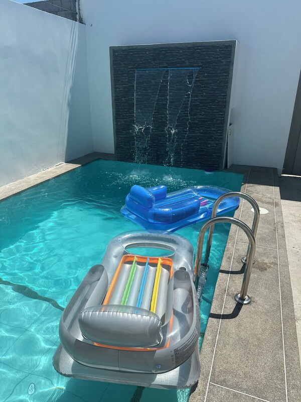 Charming 3-bedroom House In Lovely Salinas With Ac, Wifi And Pool. - La Libertad