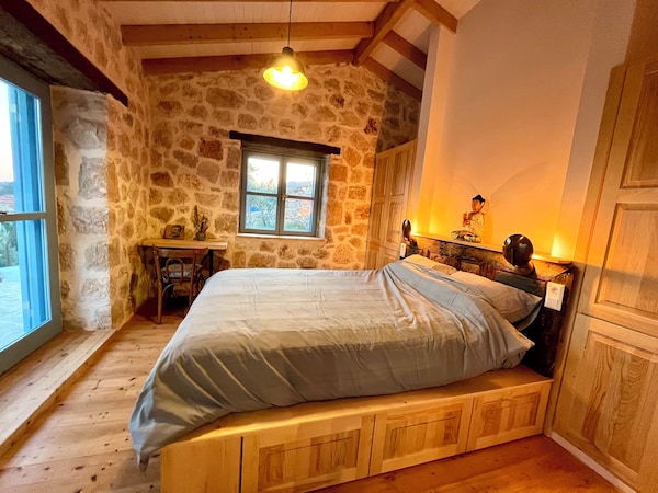 Peaceful & Charming Farmhouse In Kaş  Surrounded By Nature - Kaş