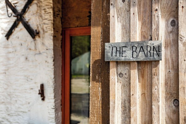 Rural Farm Pembs Nat Park, Converted Barn, 2 Miles To Beach And Preselli Hills - Pembrokeshire