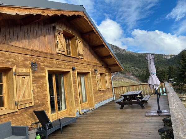 Chalet De Montagne, Proche Pistes De Ski Et Activités Sportives. - Lac du Mercantour