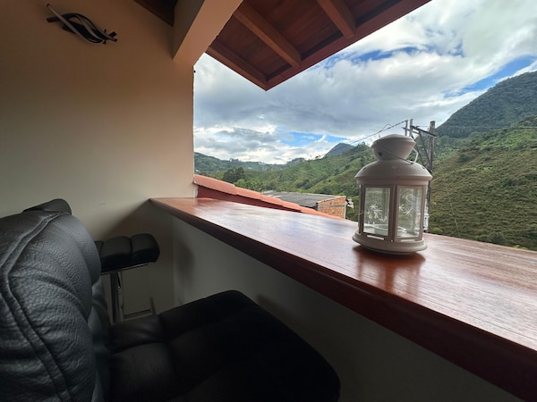 New And Modern Apartment Only 500 Meters From The Park, Quiet Area. - Jardín