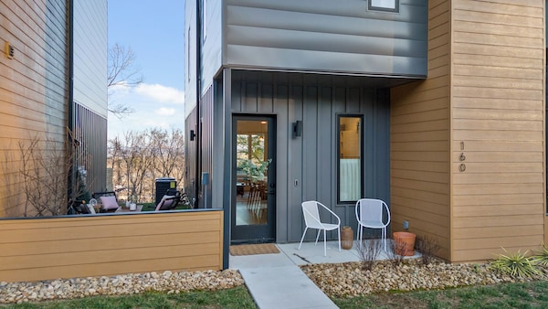 Amazing Panoramic Views From This Luxury Retreat, Enjoy The Sauna On Top Deck. - Chattanooga, TN
