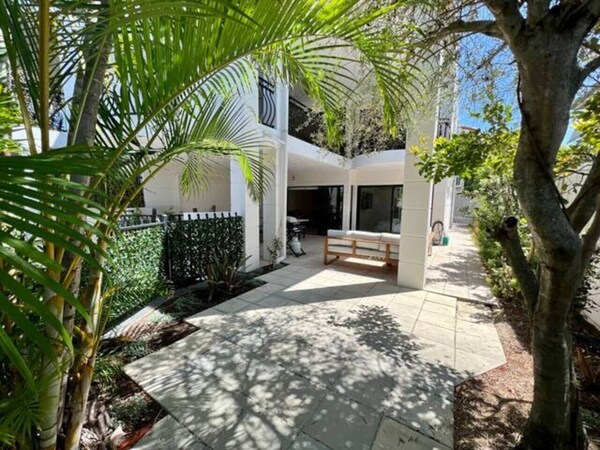 Southbank Garden Apt 2bed/2bath - Brisbane