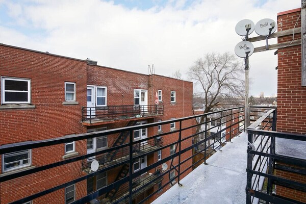 Lovely 2br On Walkley - Dorval