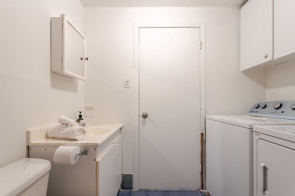Sunlit 2br In Plateau Mont-royal | Downtown - Québec