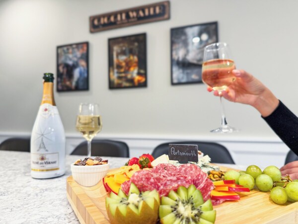 Speakeasy Vibe ~ Luxe 1br ~ <2min Walk To Mkt Sq - Dover, NH
