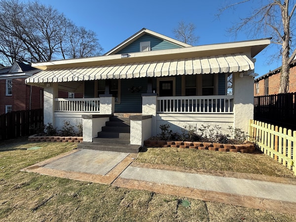 Fully Renovated Charming 2-bedroom With Full Kitchenin Amazing Montgomery - Millbrook, AL
