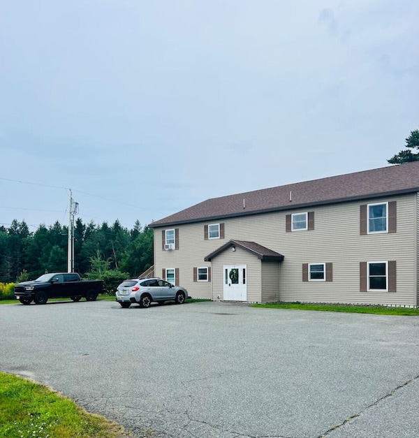 Acadia Basecamp | Walk To Lobster House, Coffee, Bakery | 1 Gig Wifi  (6) - Bar Harbor, ME