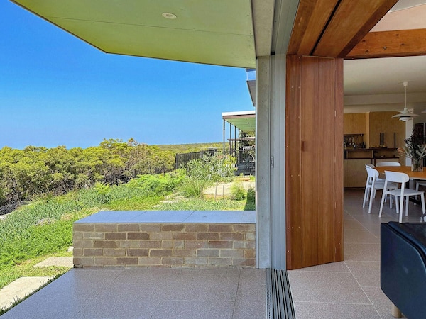 Bundeena Bush And Bird, Holiday Home - Bundeena