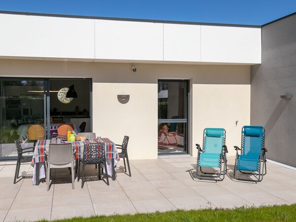 Keryanne By Interhome - Quimper