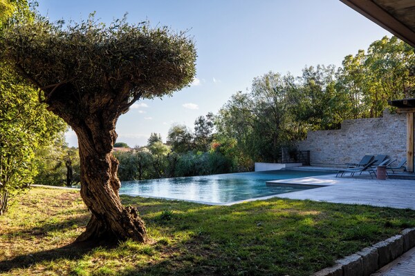 Palombaggia - Villa "Suntuosa" : Entre Luxe Et Convivialité. - Plage de Palombaggia