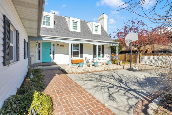 Spacious Country Style Home With Gourmet Kitchen, Perfect For Large Groups! - 오렘