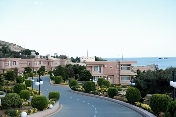 Xazri Villas Soothing 4-bedroom Villa With Ac And Wifi In Baki - Baku