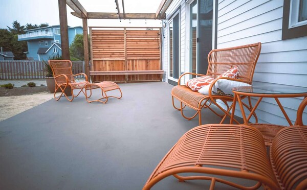 Oceanview Scopa Seaside Home - Crescent City, CA