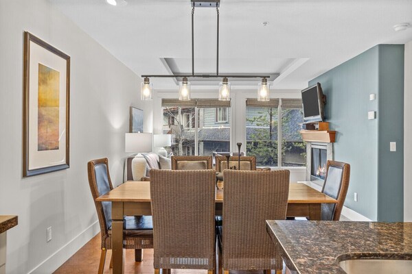 Spacious Two Bedroom | Mountain Resort - Canmore