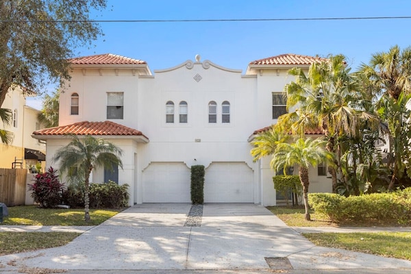 Soho Getaway! 3br Jacuzzi, Gym And Game-room - Tampa, FL